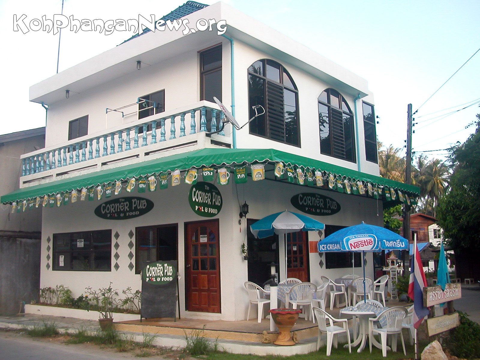 English Style Corner Pub now open in Baan Tai village Koh Phangan ...